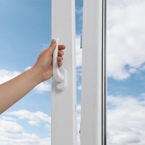 Should You Run Your Whole House Fan and Air Conditioning Together?
